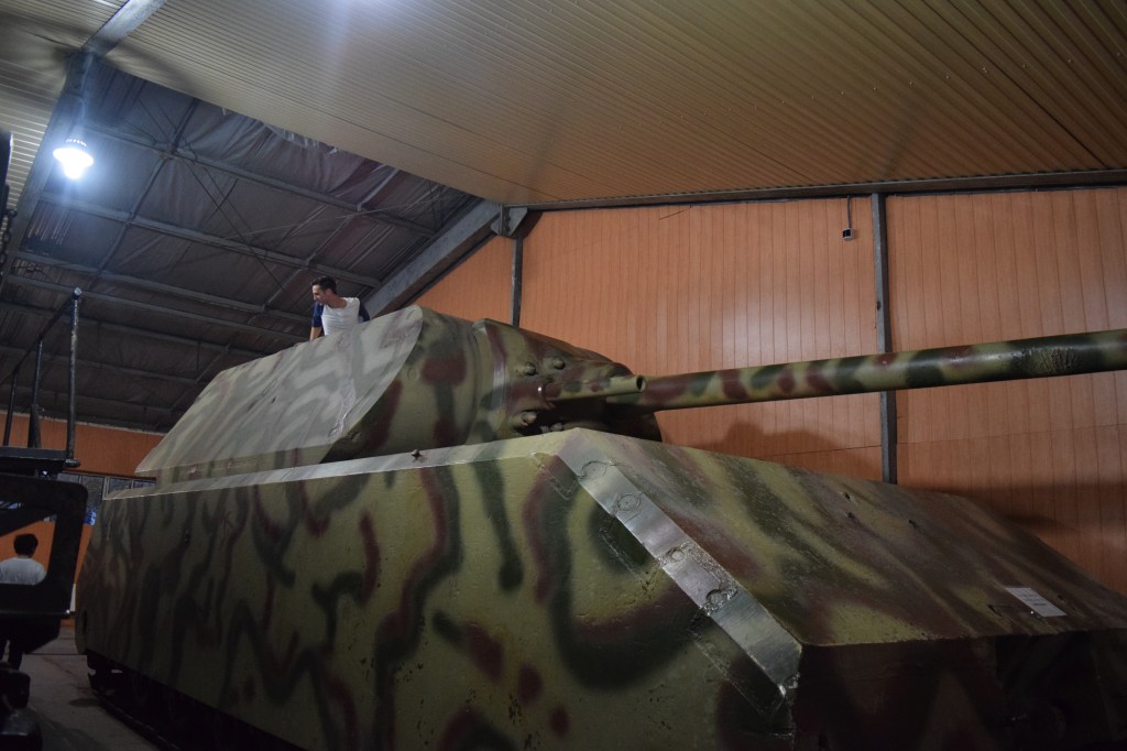 1/16 Scale RC Maus Tank – Lombardi Engineering